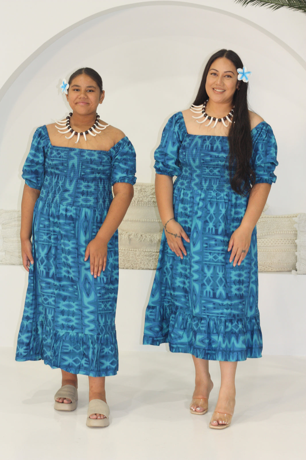 Family Sets – Pacific Way Gift Shop